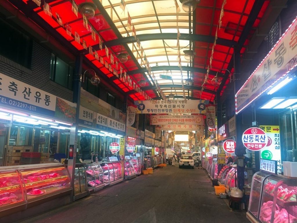 Majang Meat Market, Surga bagi Penyuka Daging di Korea - Where Your ...
