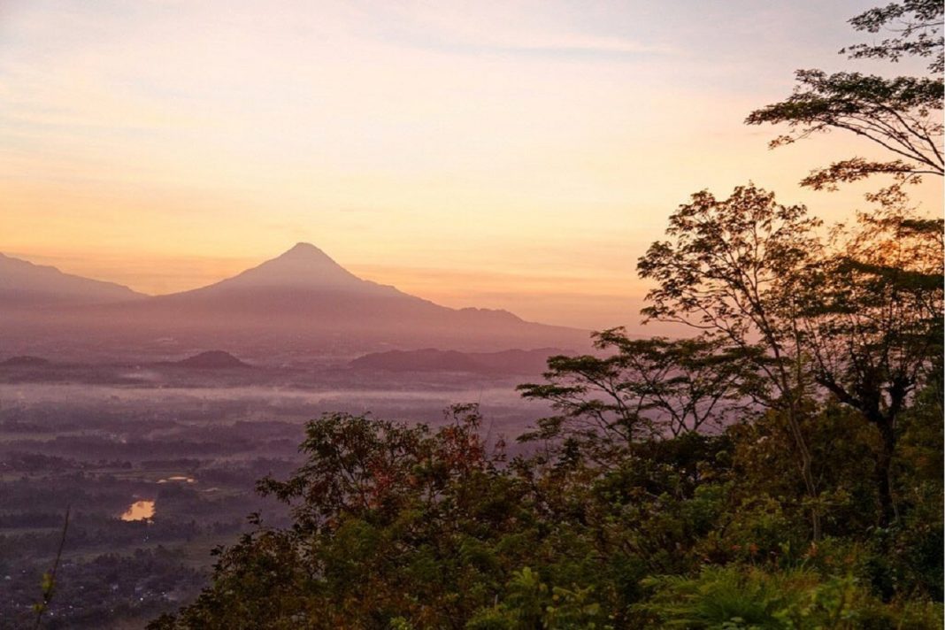 Menatap Enam Gunung dari Mata Langit - Where Your Journey Begins
