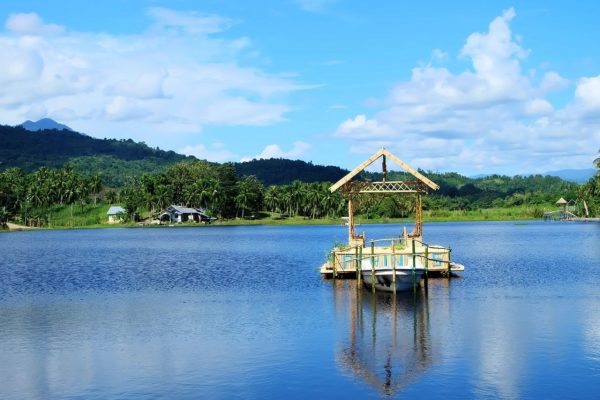Atraksi Wisata di Bone Bolango, Tak Cuma Berenang Bareng Hiu Paus ...
