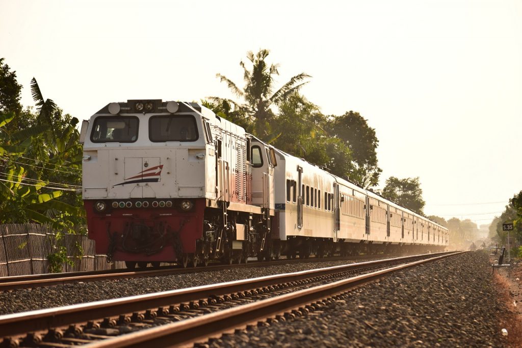 Kumpul Railpoint dan Tukarkan dengan Tiket Kereta - Where Your Journey ...