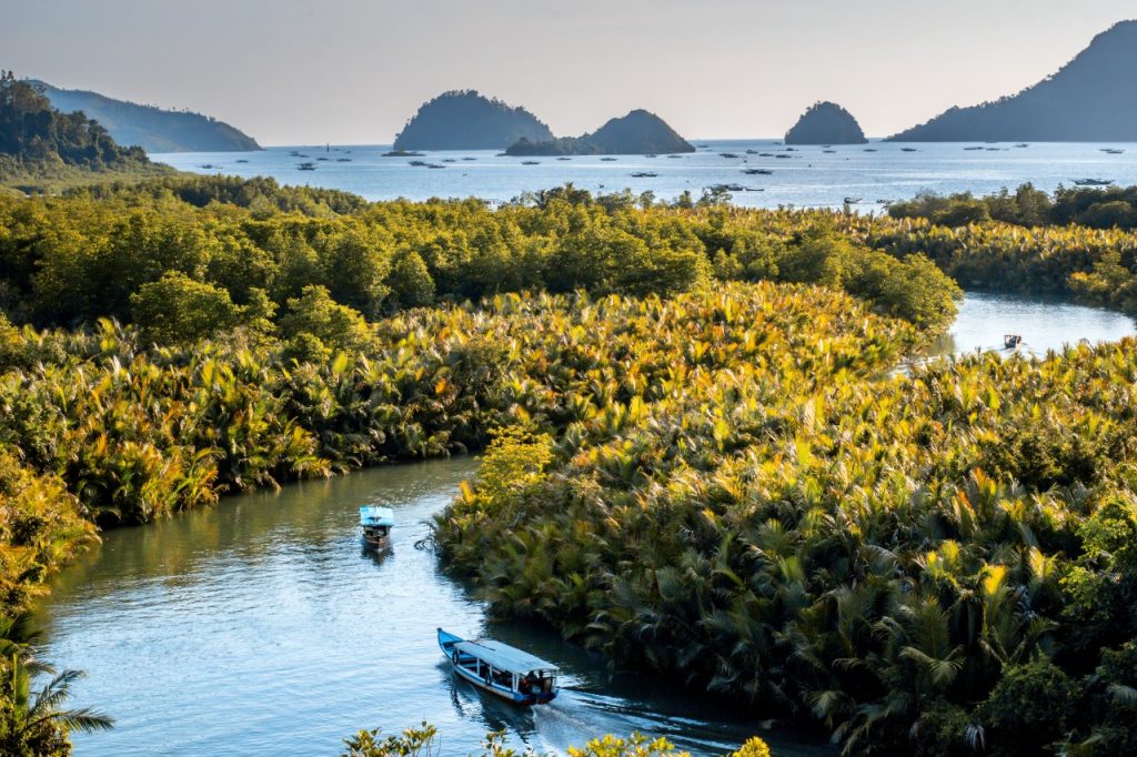 Terpikat Keindahan Mandeh, Raja Ampat Versi Sumatera Barat - Where Your ...