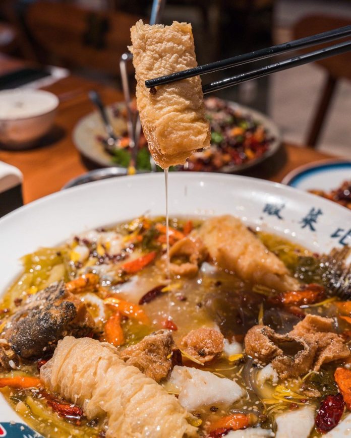 Mencicipi Sup Ikan ala Sichuan di SUJI - Where Your Journey Begins