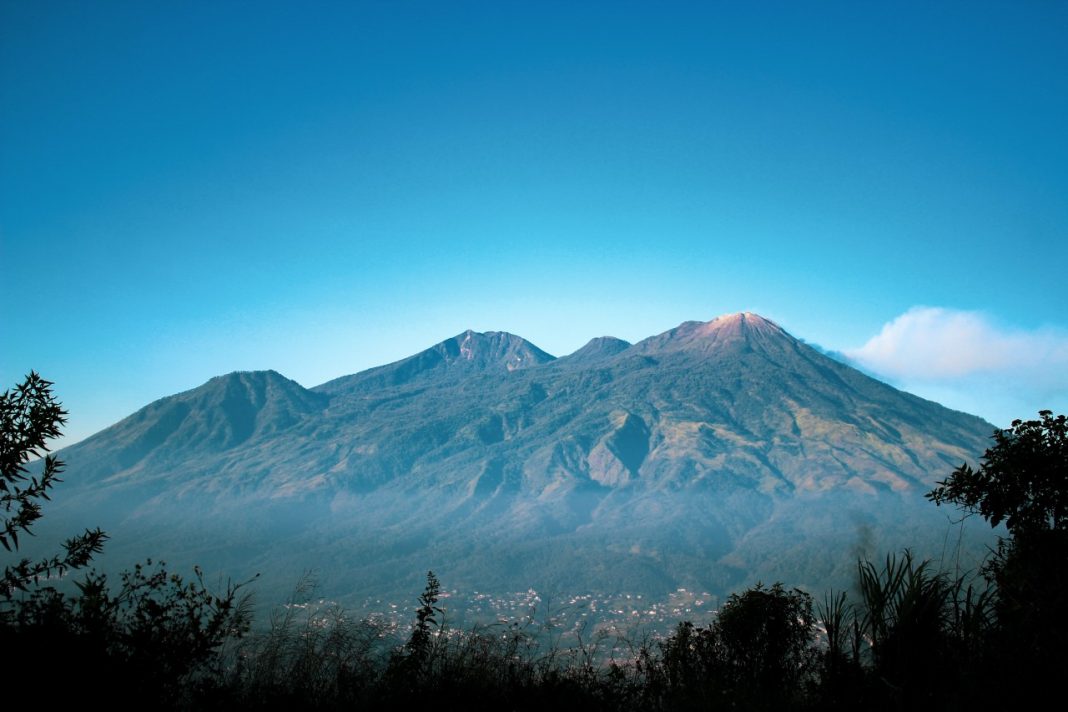 Pendakian Gunung Arjuno-Welirang Dibuka 27 Maret, Apa Saja Syaratnya ...