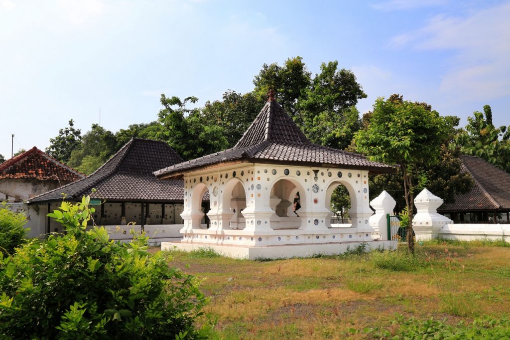 Liburan di Cirebon? Yuk Gowes sambil Wisata Lewati 5 Tempat Ini - Where ...