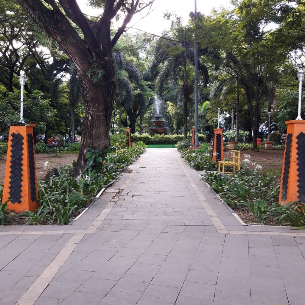 Berwisata sambil Berolahraga di Taman Macan, Makassar - Where Your ...