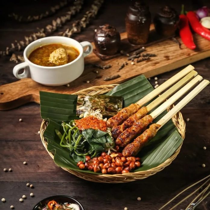 Lain Kali ke Bali, Coba 3 Makanan Khas Klungkung Ini! - Where Your ...