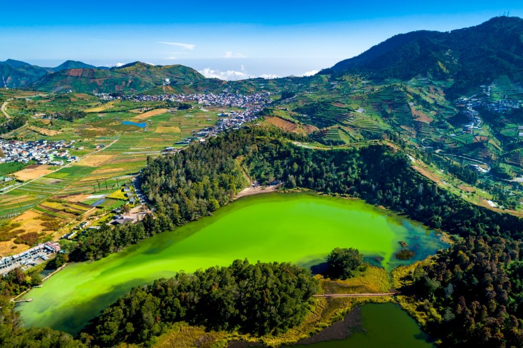 Bikepacking ke Dieng, Jelajah Candi dan Telaga Cantik - Where Your ...