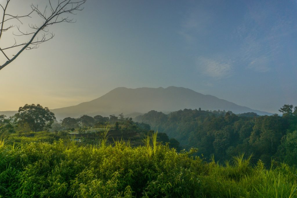 Giri Pangrango, Camping dengan View Gunung Pangrango - Where Your ...