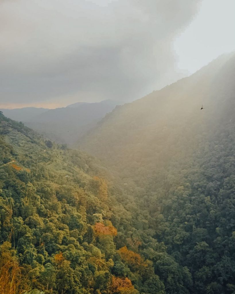 Cantiknya Panorama di Puncak Gagoan, Penyuka Petualang Wajib ke Sini ...