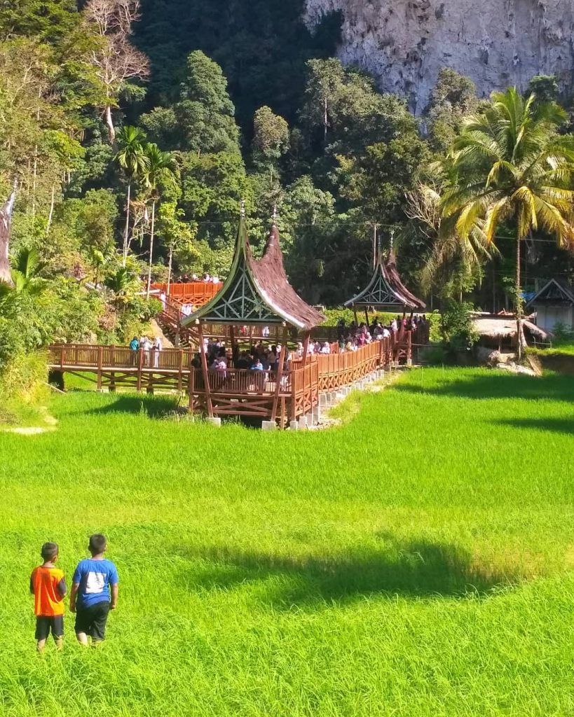 Minang Geopark Run Ajak Pelari Menikmati Keindahan Geopark Silokek