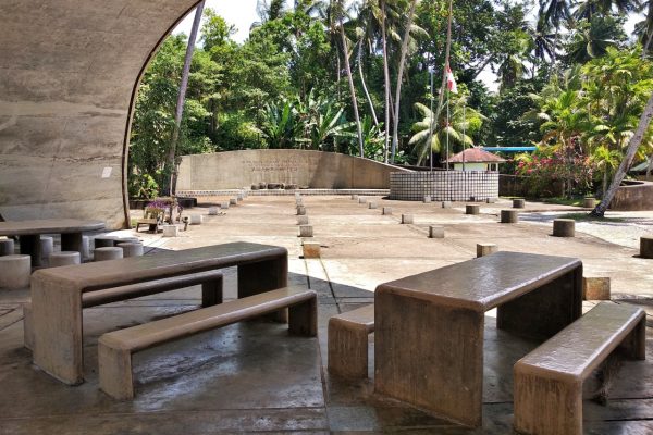 Mengenang Perang Dunia II di Monumen Parai, Biak