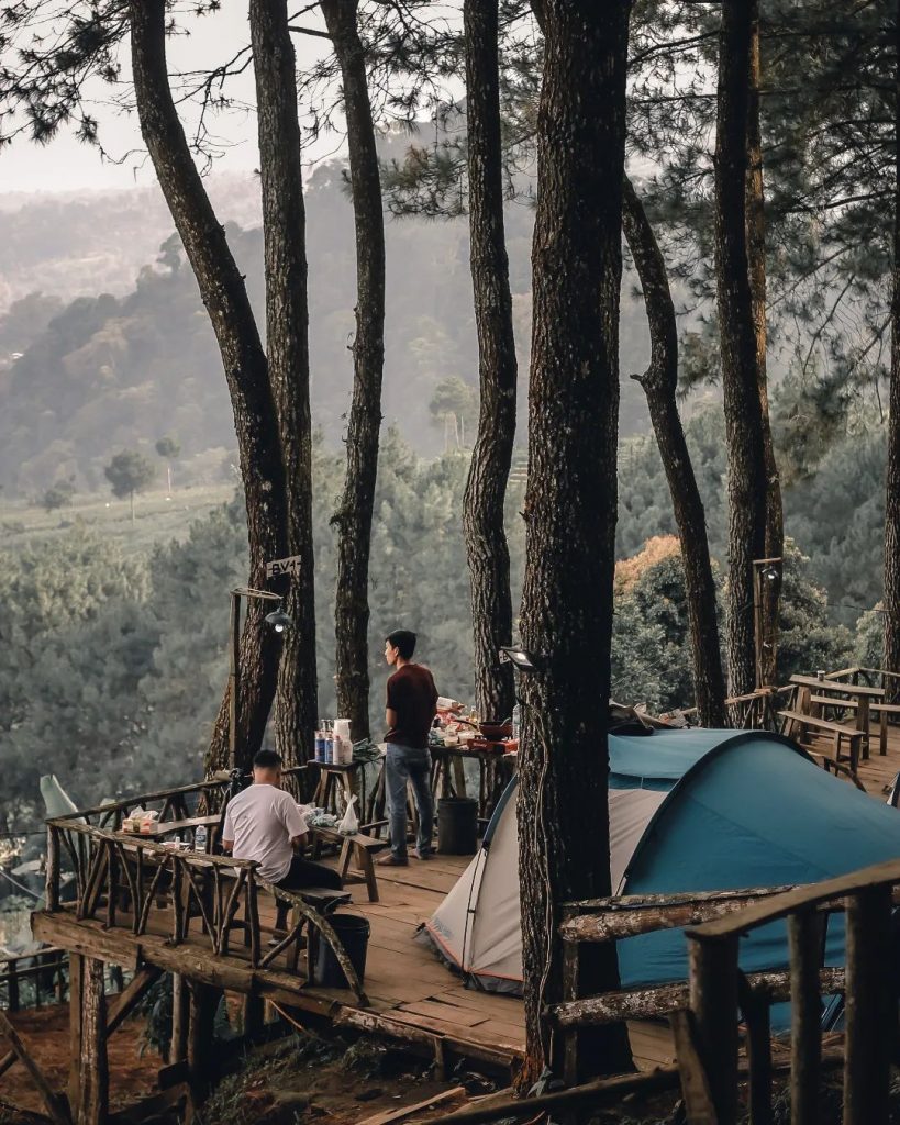 Talaga Surian Camp Park, Perkemahan Asri di Kaki Gunung Ciremai