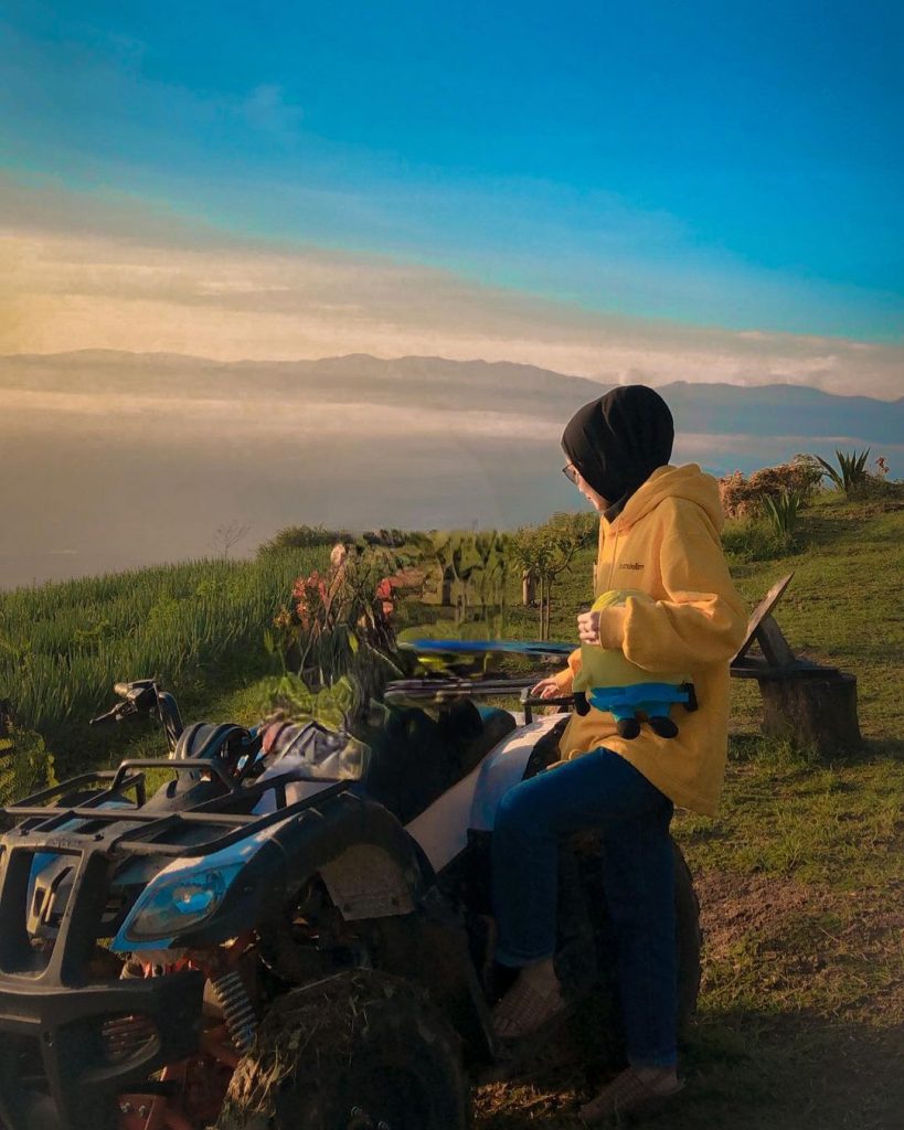 Menikmati Cantiknya Panorama Pagar Alam di Kebon Raya Dempo