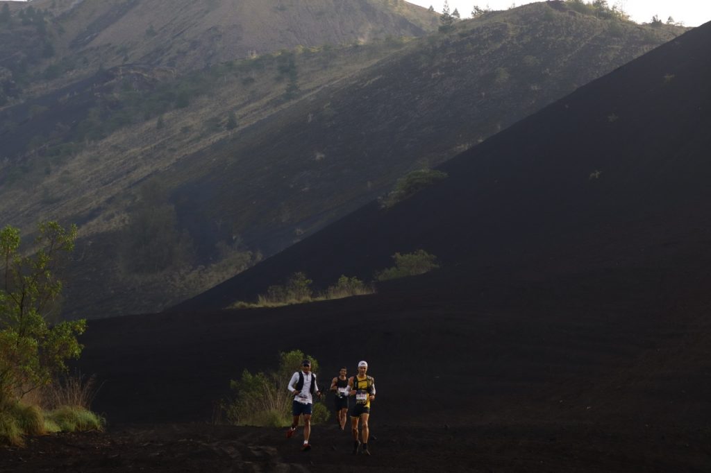 Bali Trail Running Ultra Suguhkan Medan Menantang dan Keindahan Alam ...