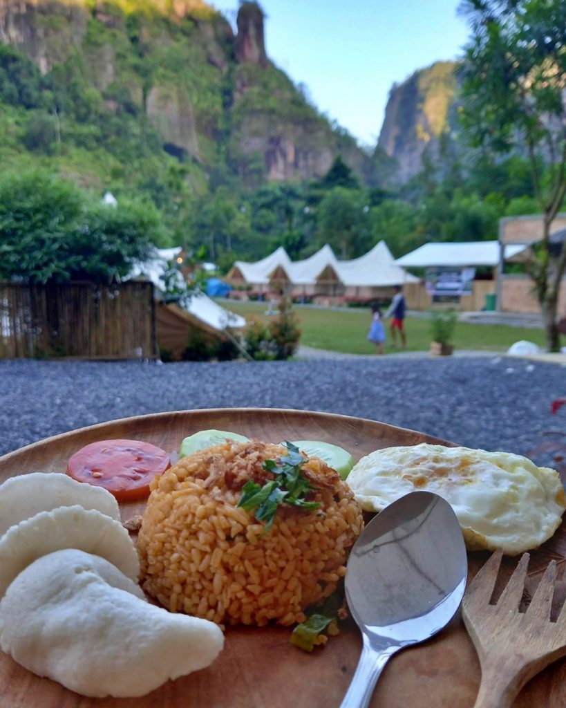 The Edge Harau Glamping, Tenda Mewah dengan Pemandangan Lembah Harau