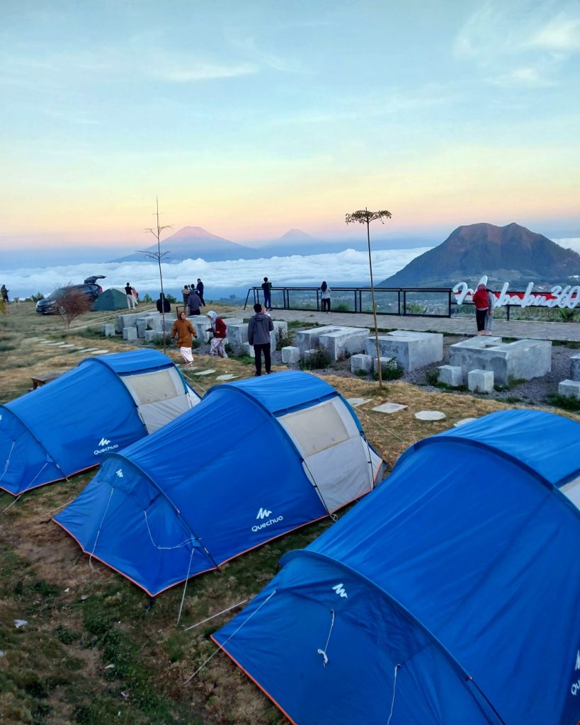 Berada di Ketinggian, Glamping Merbabu 360 Suguhkan Panorama 4 Gunung