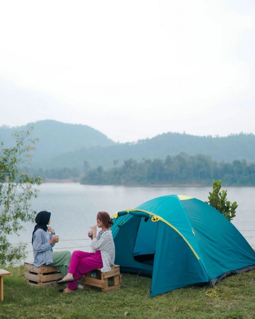 Camping di Lanakila Lake, Petualangan Seru di Tepi Danau