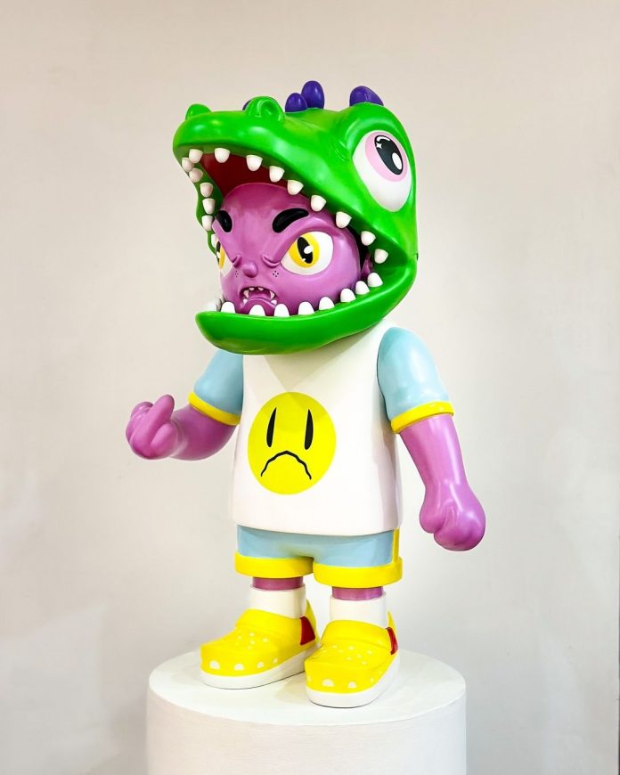 Muklay dan Karya-karya Imajinatifnya di Pameran ‘Bizarre Adventure’